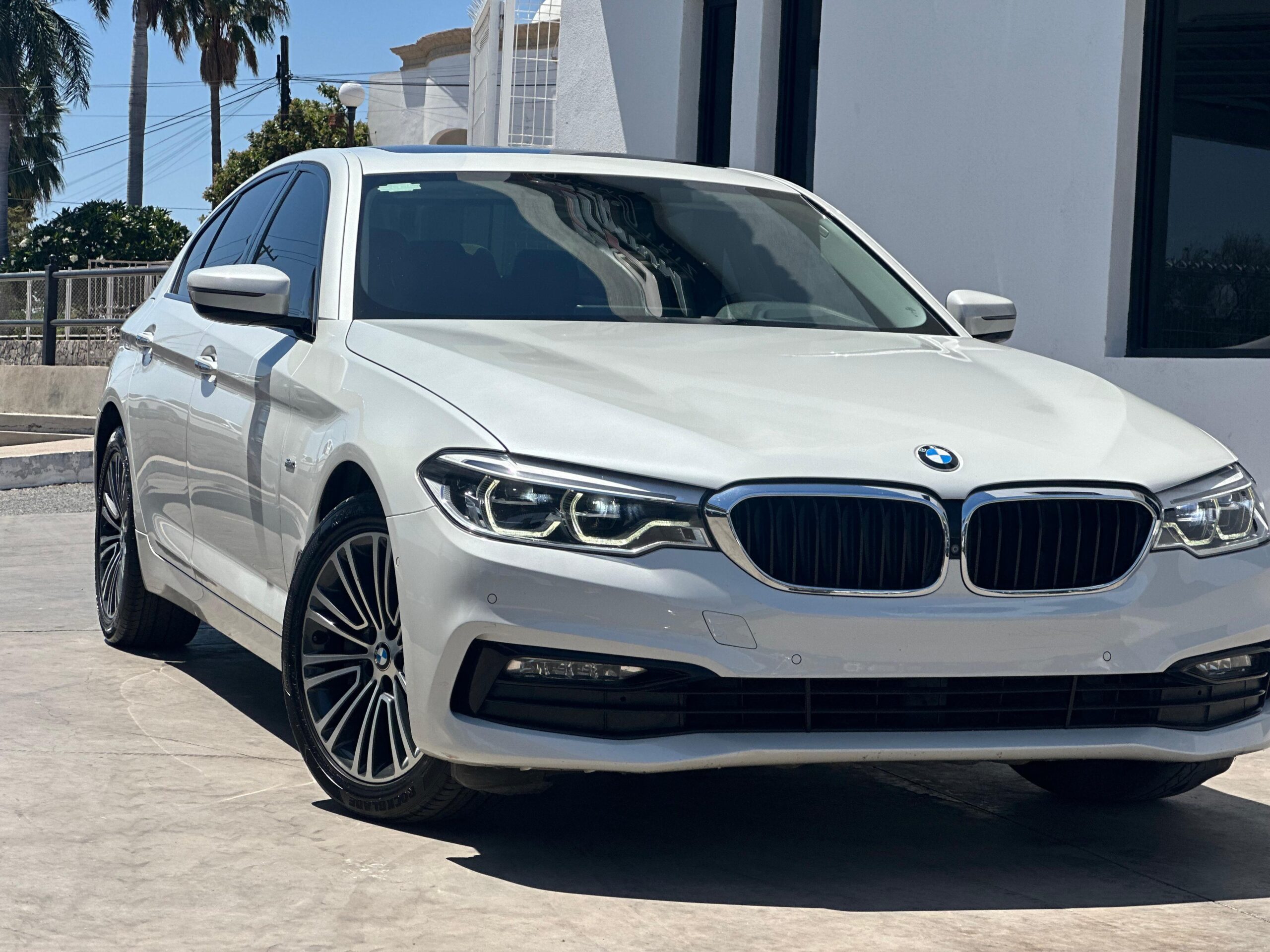 BMW 530I 2018 - J Premium Automotriz