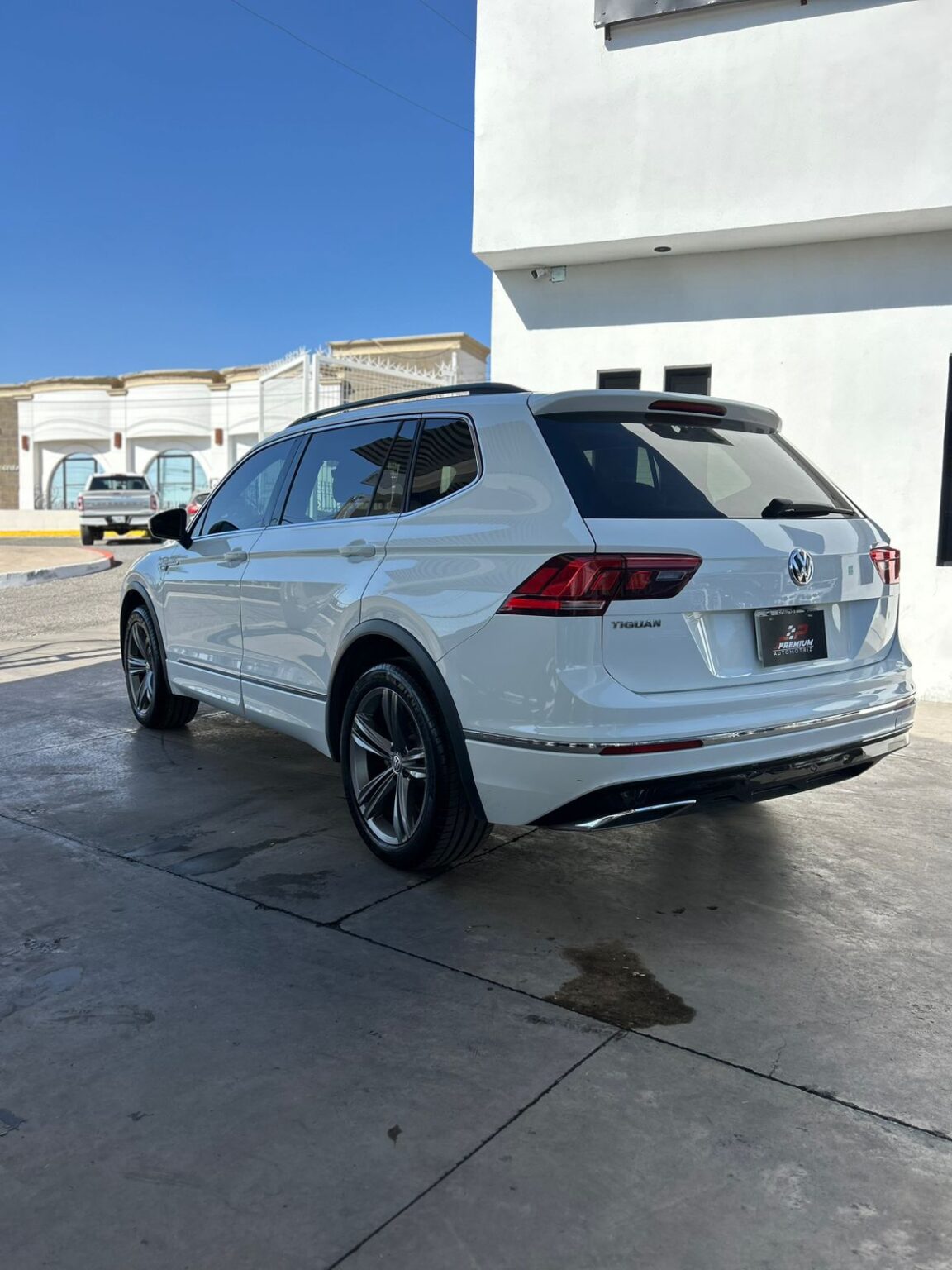 VOLKSWAGEN TIGUAN R LINE 2020 - J Premium Automotriz