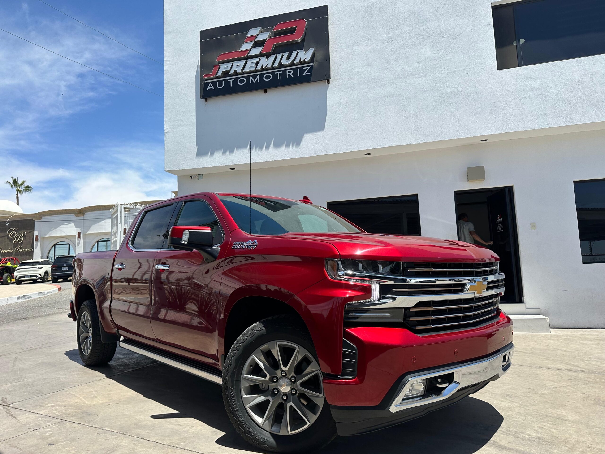 CHEVROLET CHEYENNE HIGH COUNTRY 2022 - J Premium Automotriz