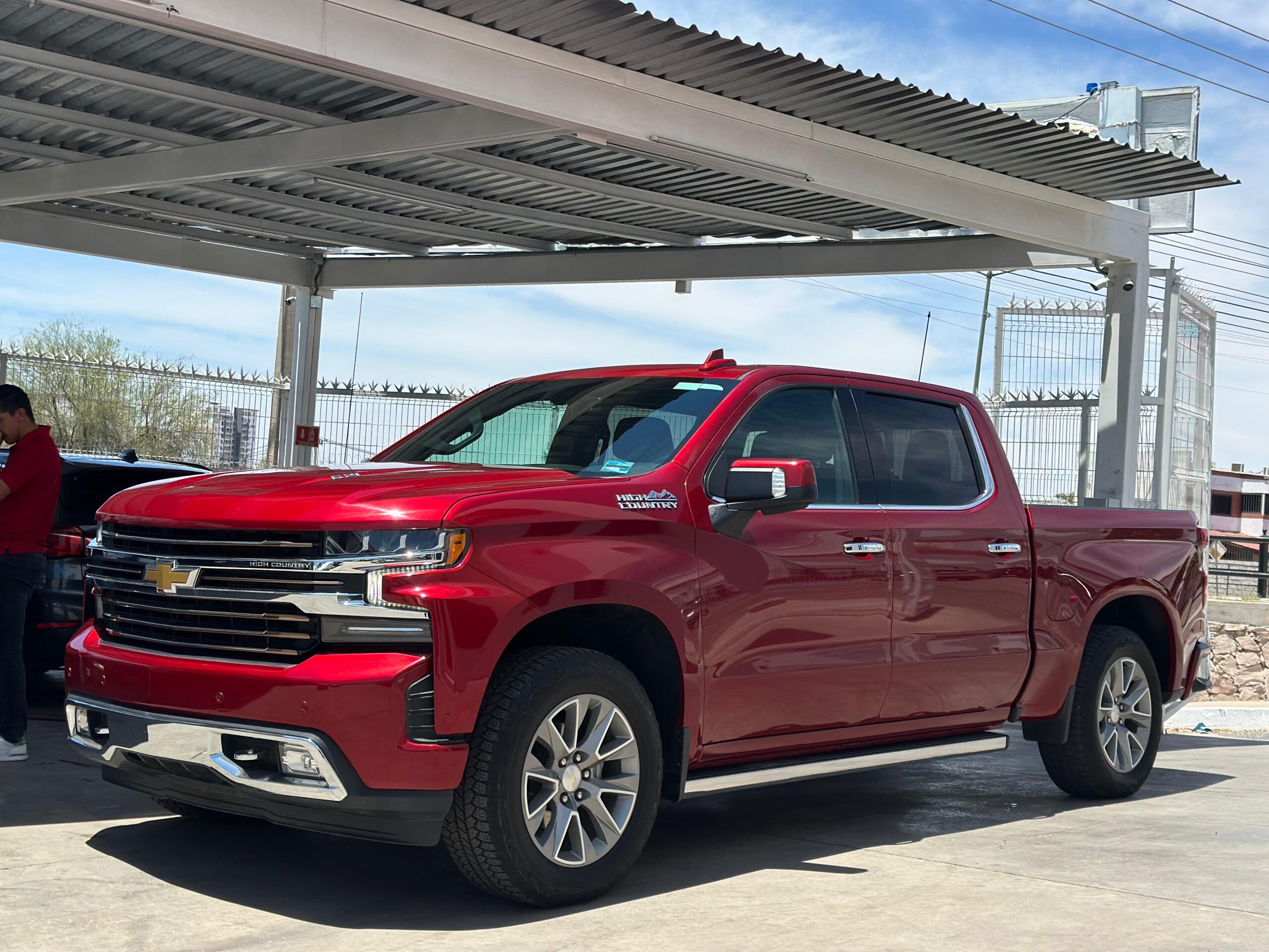 CHEVROLET CHEYENNE HIGH COUNTRY 2022 - J Premium Automotriz