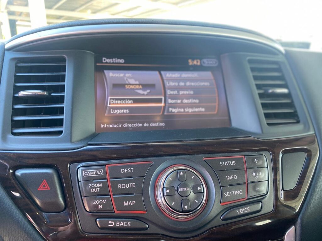 NISSAN PATHFINDER EXCLUSIVE 2015 - J Premium Automotriz