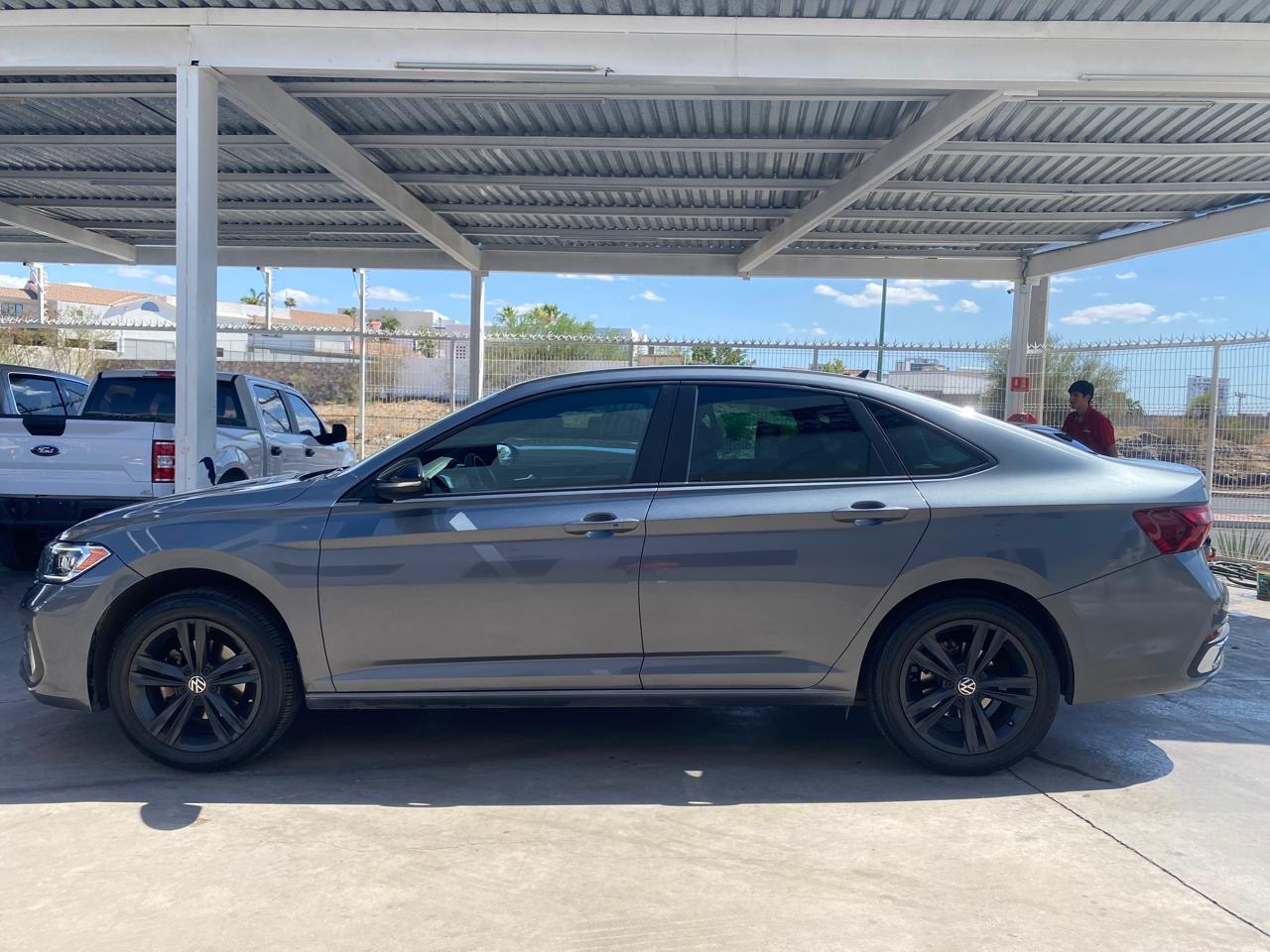 VOLKSWAGEN JETTA A7 SPORTLINE 2022 - J Premium Automotriz