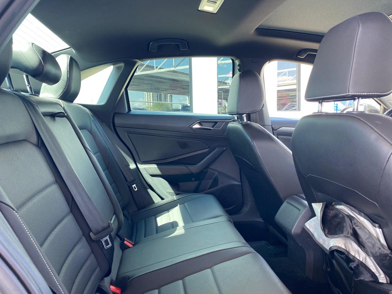 VOLKSWAGEN JETTA A7 SPORTLINE 2022 - J Premium Automotriz