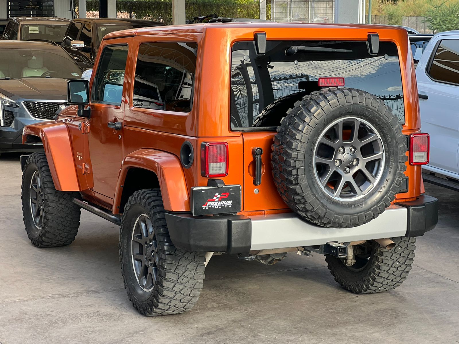 JEEP WRANGLER SAHARA 2011,70 ANIVERSARIO - J Premium Automotriz